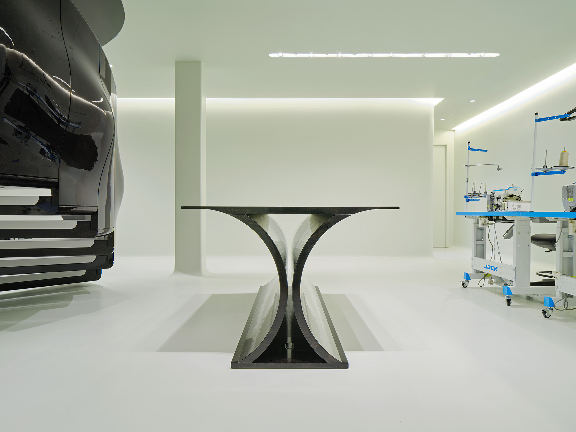 New store concept for Del Core, New Bond Street - London